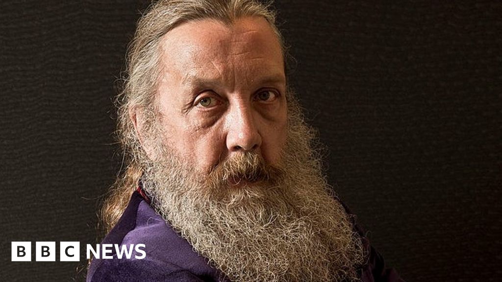 Alan Moore: First film is a 'love letter' to Northampton - BBC News