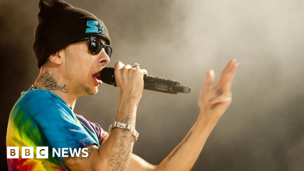 N-Dubz rapper Dappy defends use of n-word in new song - BBC News