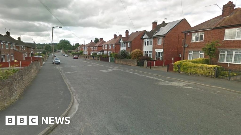 Woman, 71, killed in Bulwell house fire - BBC News