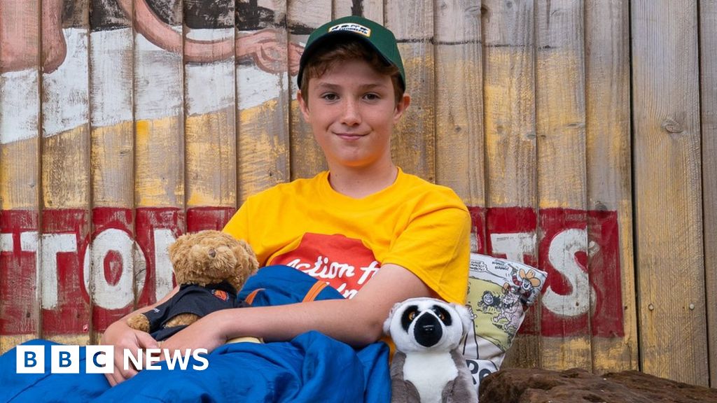 Max Woosey: Year-long camping challenge boy sleeps at London Zoo