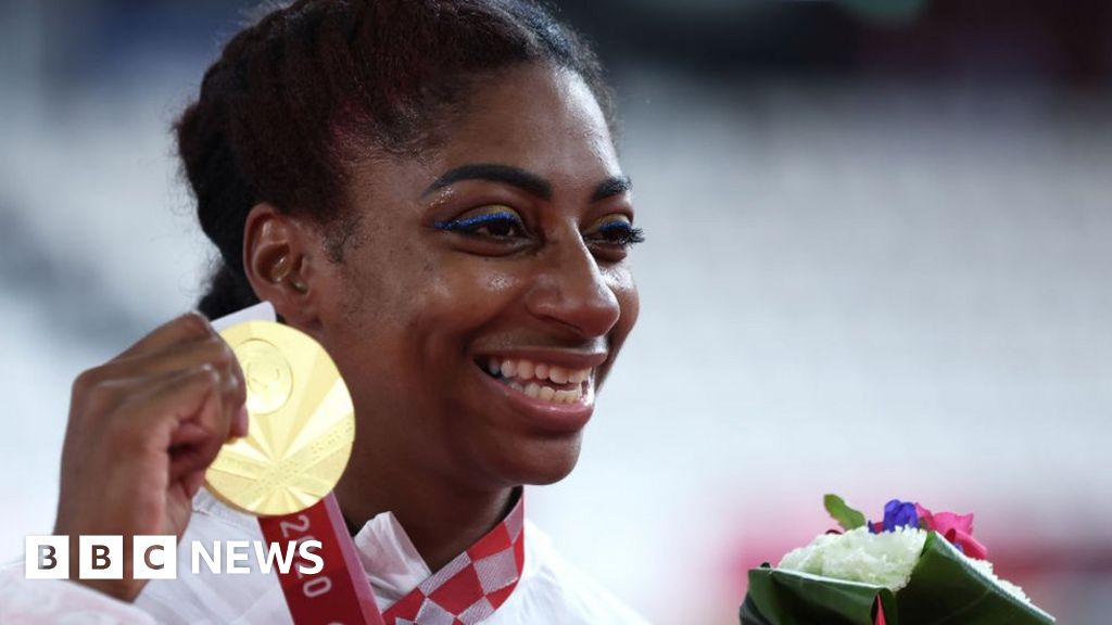 Paralympians Kadeena Cox and Hannah Cockroft recognised in New Year ...