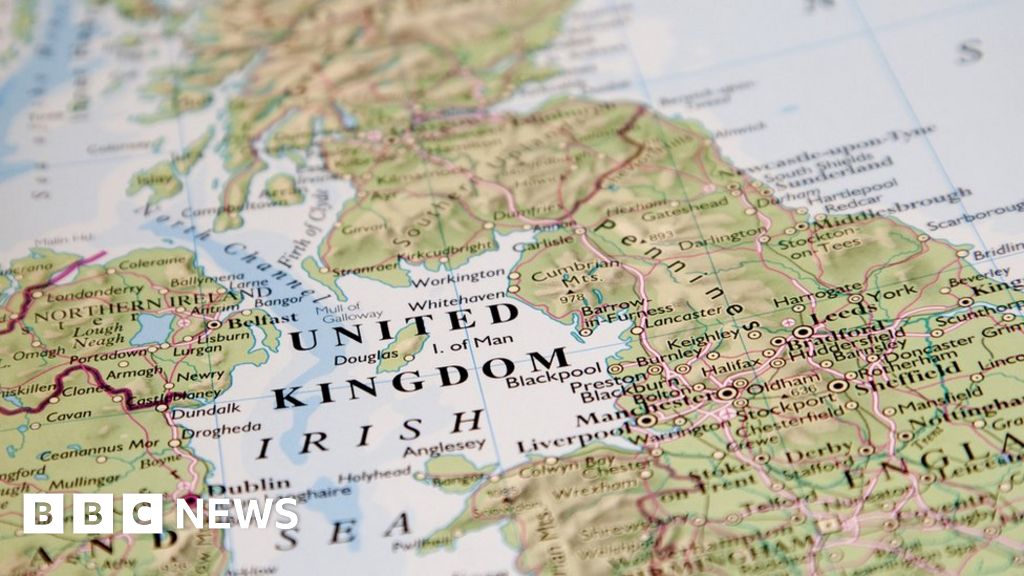 Brexit: Irish Sea border issues foreseen when deal was done - BBC News