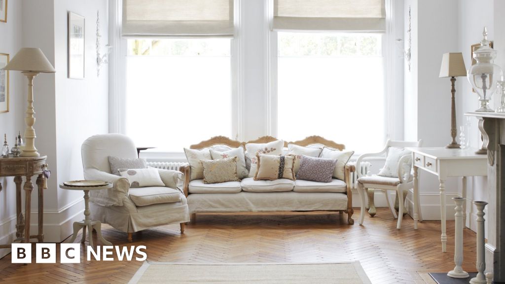 Do we have more rooms per person than ever before? - BBC News