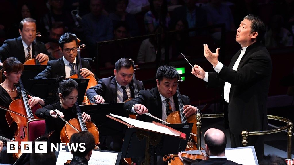 Proms 2019: Shanghai Orchestra plays Hey Jude in their debut ...