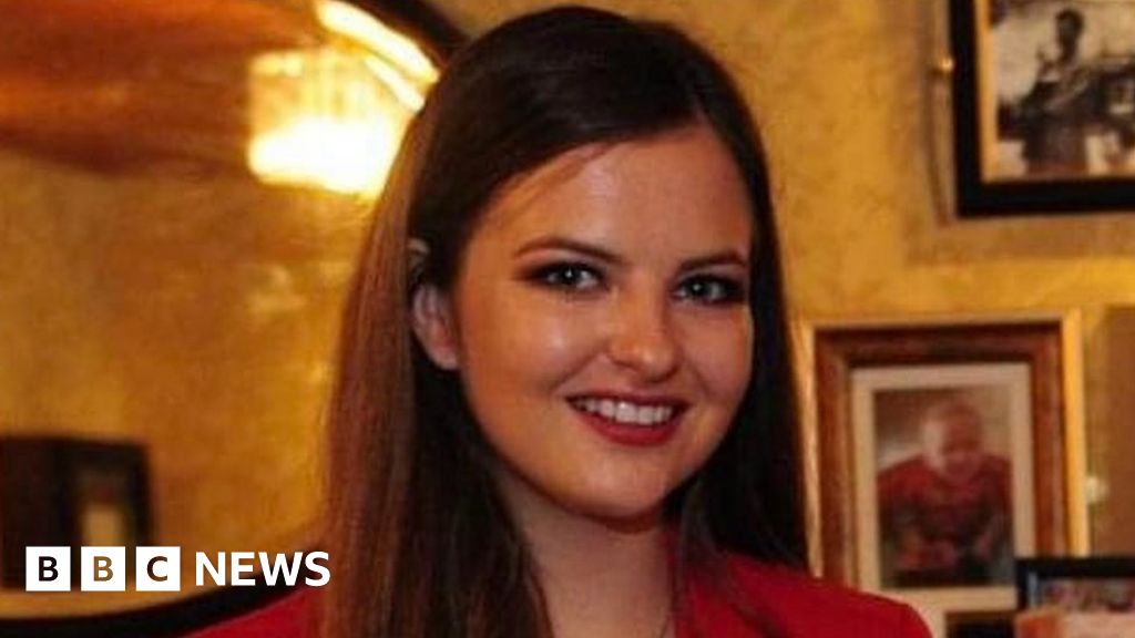 Ashling Murphy's killing has 'united the country in grief' - BBC News