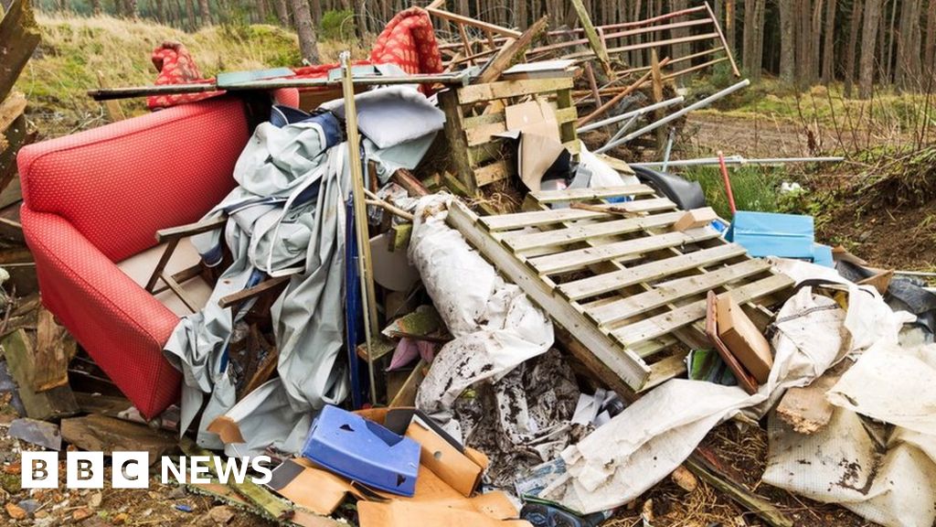 Drivers and fly-tippers face new litter penalties in Scotland