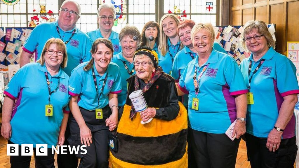 Hull Bee Lady: Buildings to be lit in amber for Jean Bishop's 100th ...