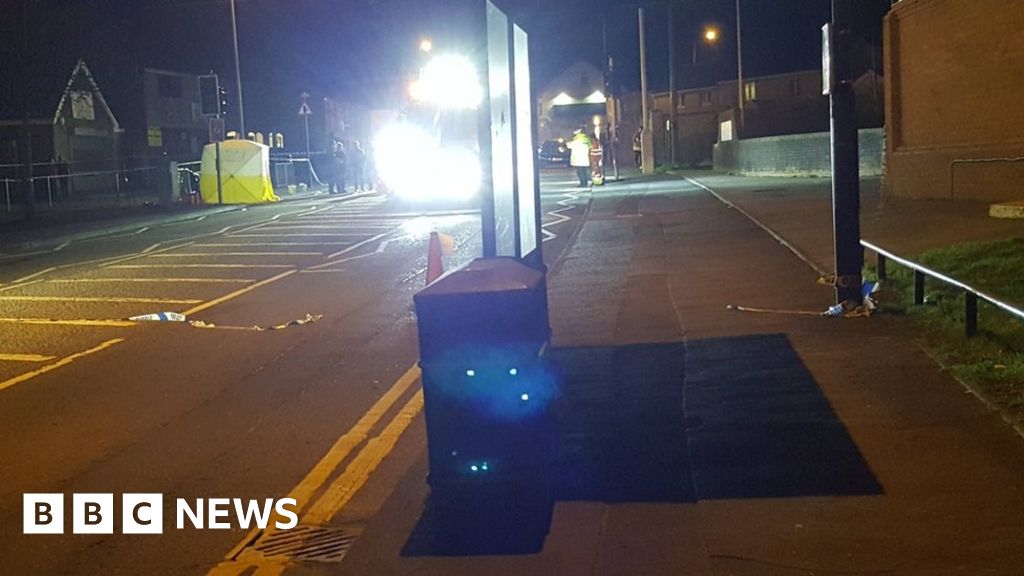 Driver arrested after traffic light fall kills man, 55 - BBC News