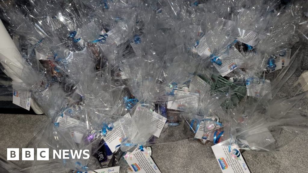 NHS staff's PPE skin damage inspires 'pick-me-up' packs - BBC News