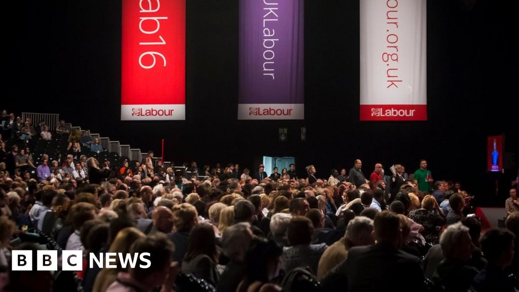 Labour conference: Rule changes passed after conference row - BBC News