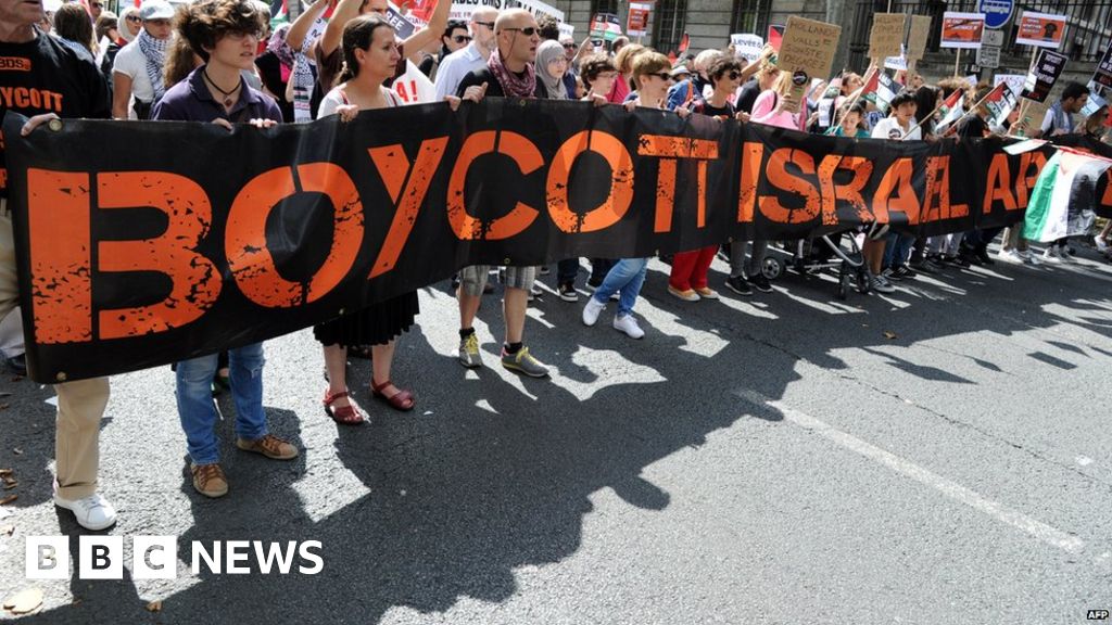 Government to introduce rules to stop 'political' boycotts - BBC News