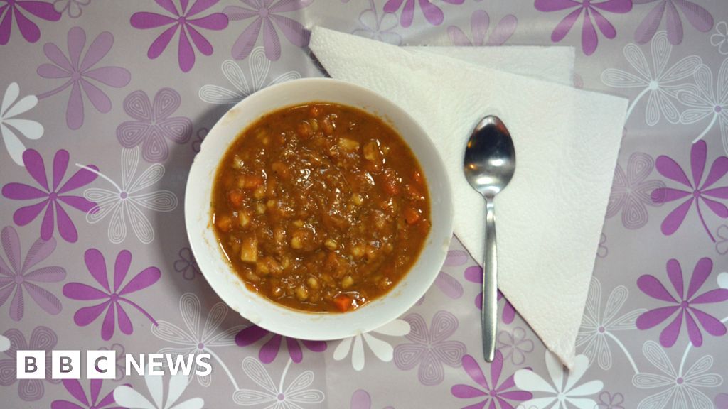 My life on a plate - BBC News