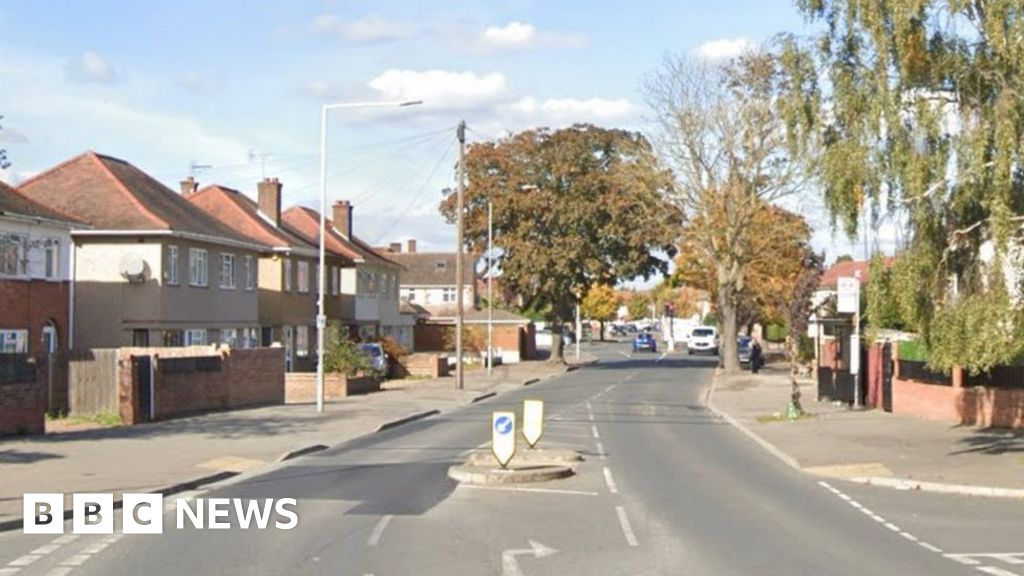 Murder charge after man in care fatally assaulted in Hayes - BBC News