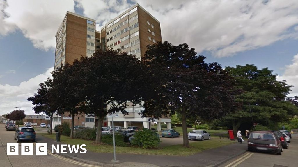 Southend tower block fall: Man arrested - BBC News