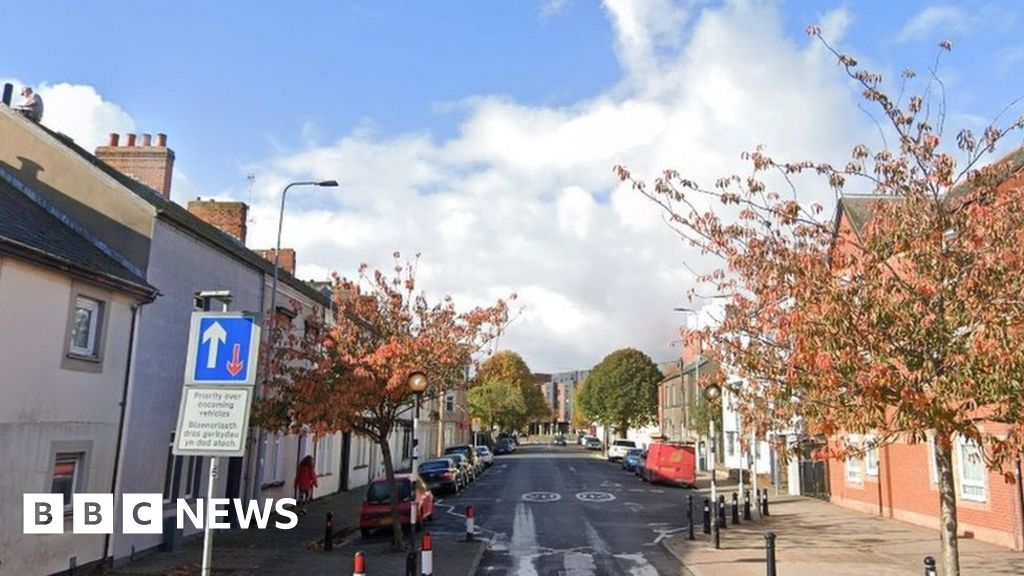 E-scooter rider, 27, seriously injured after Cardiff crash - BBC News