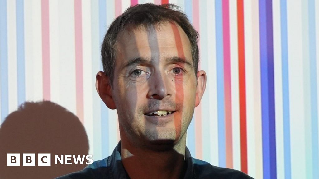 Climate change: 'I created the global-warming-stripes graphic'