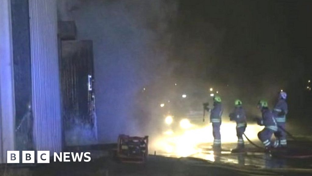 Beacons mountain rescue: Final steps towards new HQ after fire - BBC News