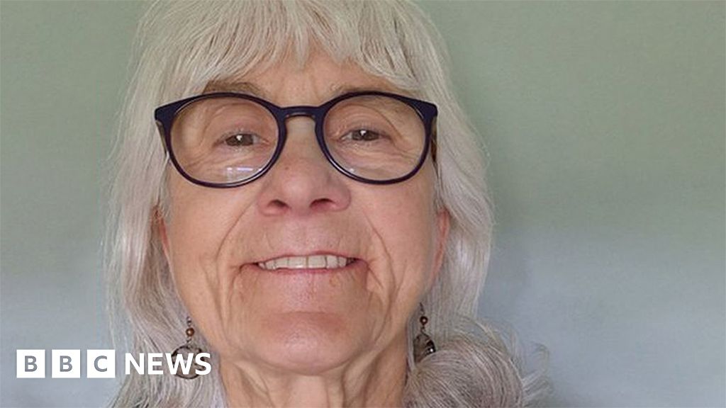 Rare genetic mutation allows woman to feel no pain