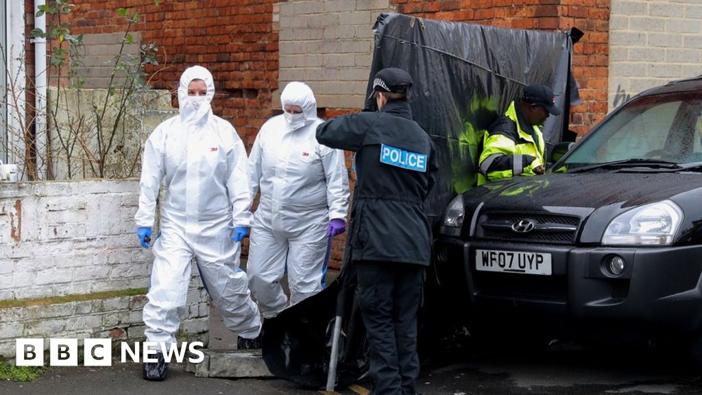 Search at Christopher Halliwell's former Swindon home to continue - BBC ...