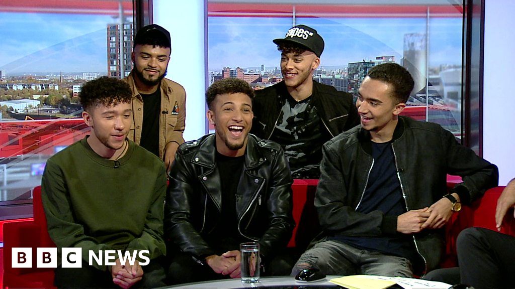 Liverpool band MiC LOWRY to support Justin Bieber on tour - BBC News