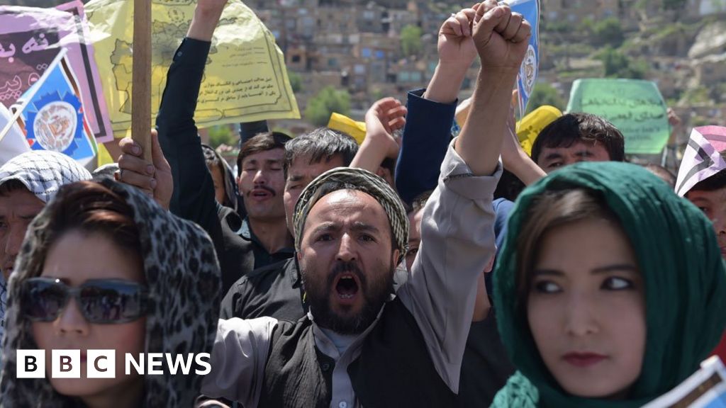 What's behind Afghan power project protests? - BBC News