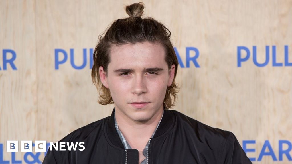 Brooklyn Beckham to publish photography book What I See - BBC News