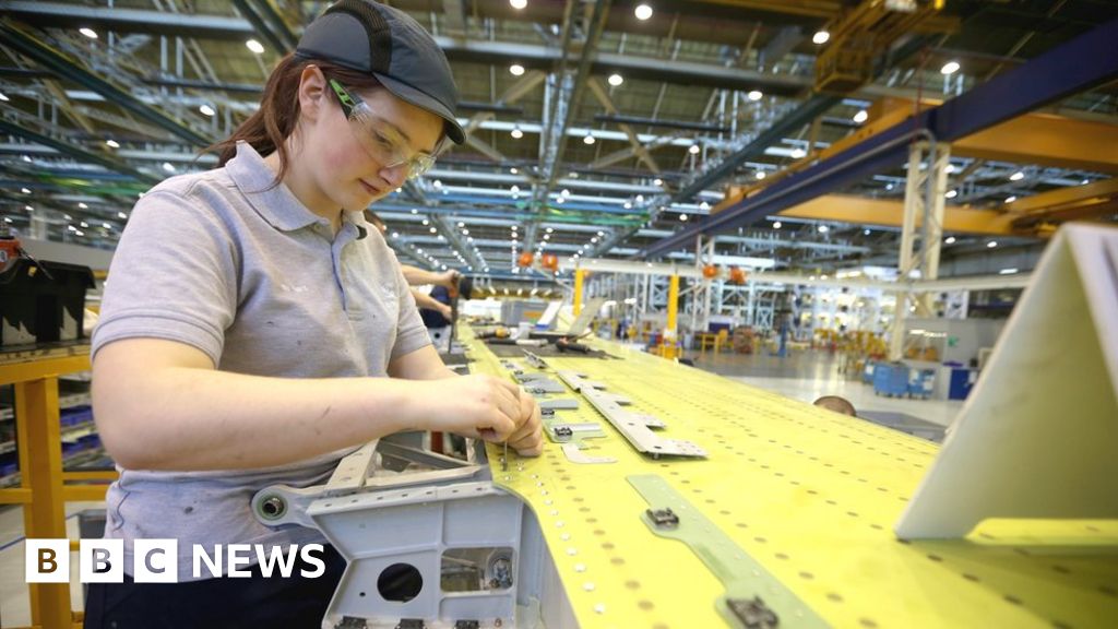 Extra cash for apprenticeships in Welsh budget - BBC News