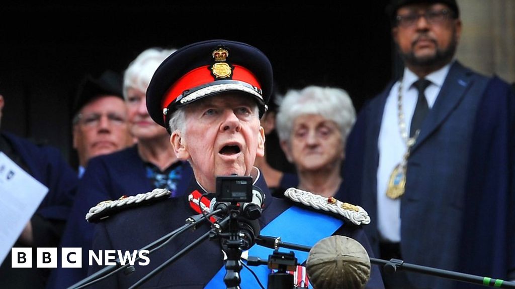 Queen Elizabeth II: Lord describes honour of attending Queen's funeral ...