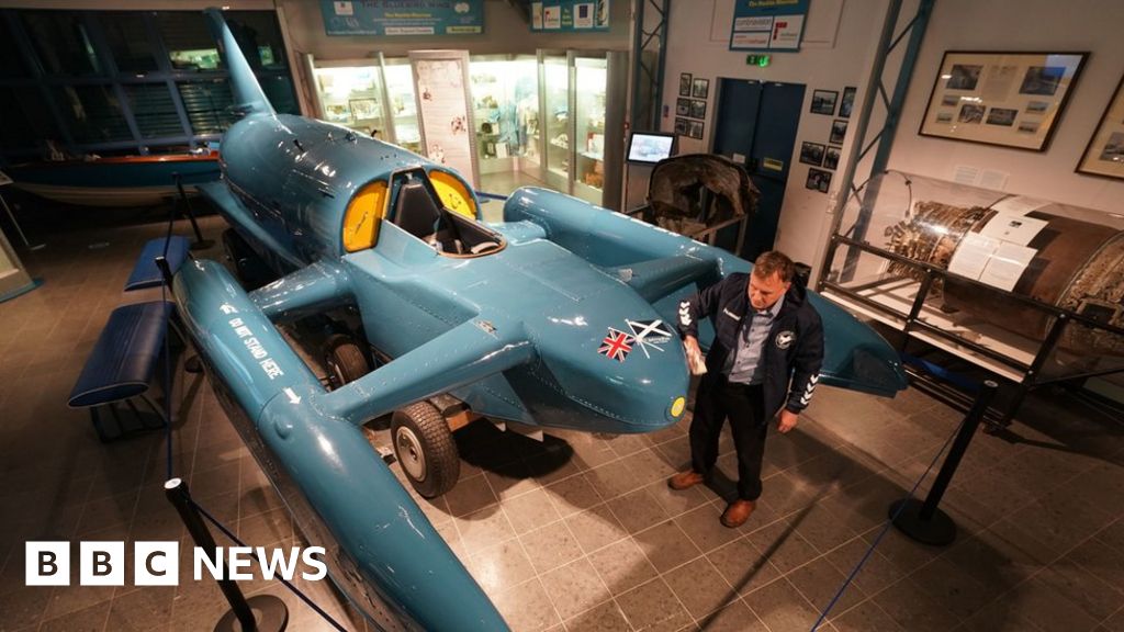 Donald Campbell's Bluebird 'will run again' on Coniston Water - BBC News