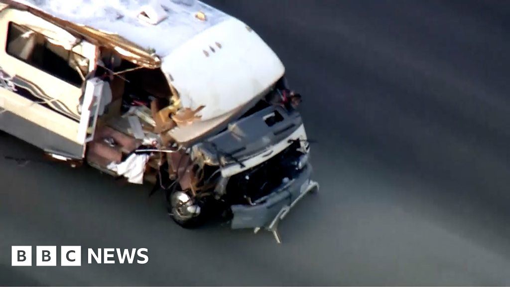 Not your average police chase: Stolen motorhome causes chaos in Los ...