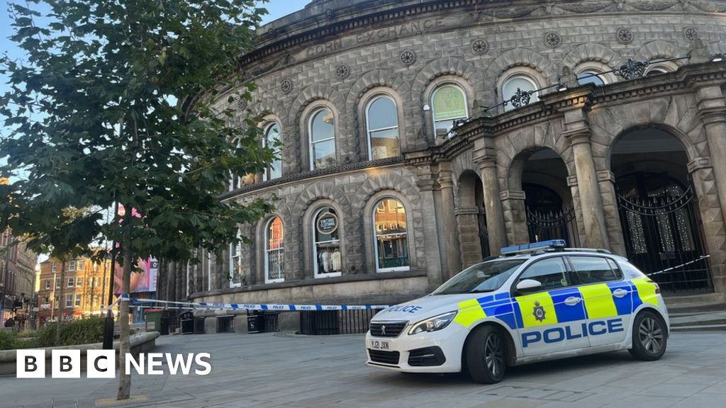 Man injured in early hours assault outside Leeds Corn Exchange - BBC News
