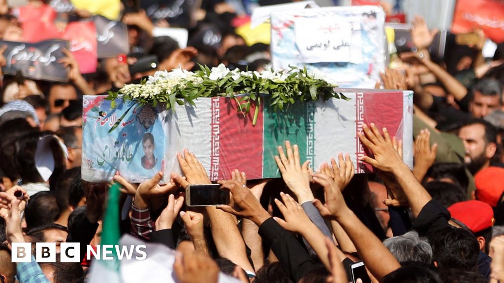 Iran arrests '22 people' over Ahvaz attack - BBC News