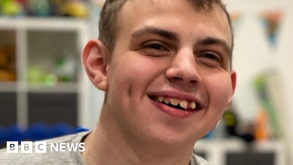 Cannabis treatment: Son's 'life hangs in the balance' without drug