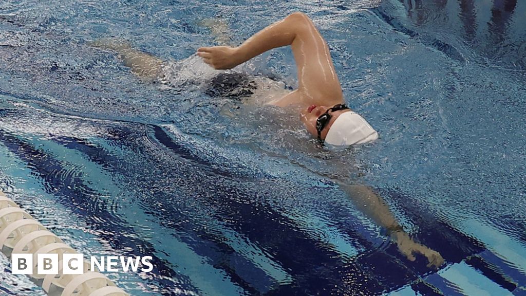 Warrington Council agrees plan to take back leisure services - BBC News