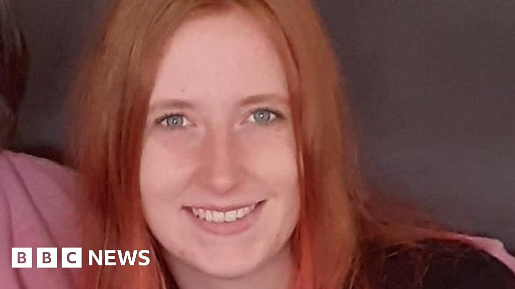 Tributes paid to woman killed in car crash near Bodmin