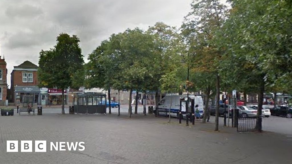 Heanor: Anti-social behaviour prompts dispersal order - BBC News