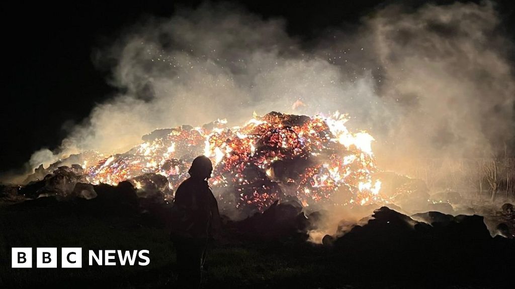 Police appeal after huge hay bale fire in Coven - BBC News