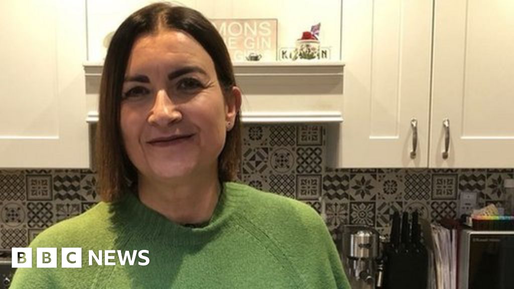 Make a Difference: Award-winning mum pledges more fundraising - BBC News