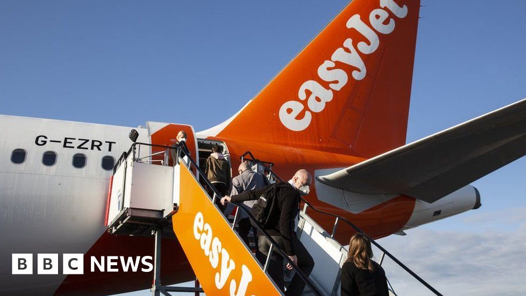 London Southend Airport: Bosses talking to EasyJet over base return ...