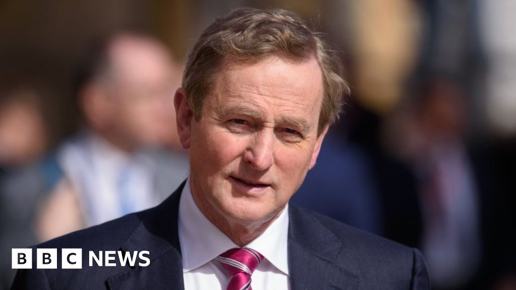 Enda Kenny: From bust to boom to Brexit - BBC News
