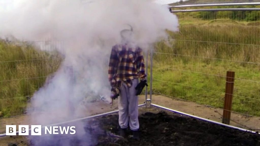 Dummy explosion warning after fireworks dumped in Gorton - BBC News