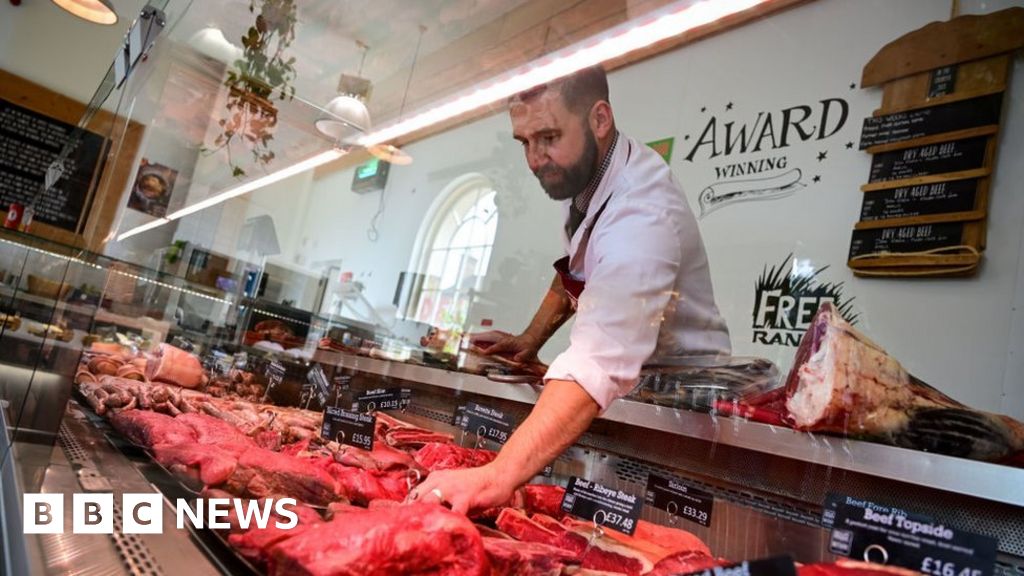 Royal Welsh: Could the high street butcher be under threat? - BBC News