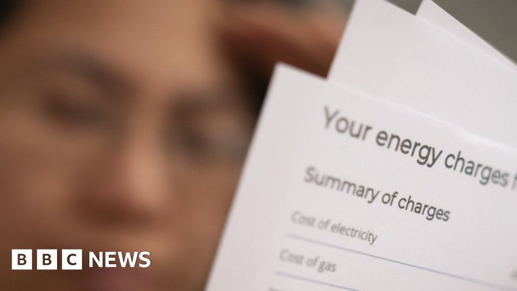 Warning after scammers use fake energy support messages