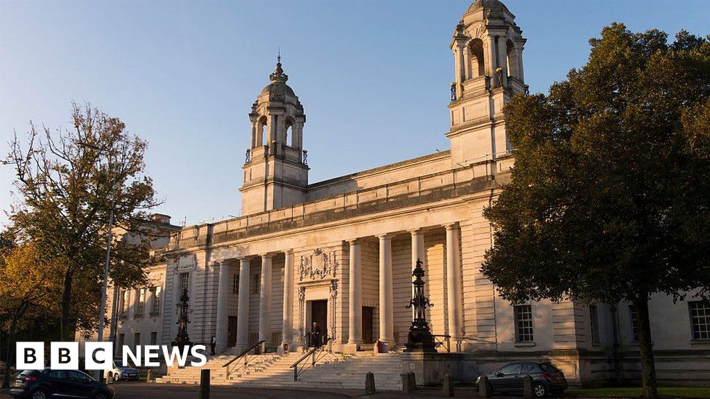 Cardiff: Not guilty verdict urged due to insanity - court