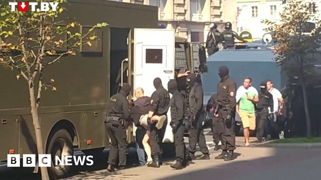 Belarus protest: Arrests amid heavy police presence