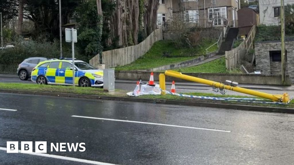 Arrests after damage to speed cameras in Cornwall - BBC News
