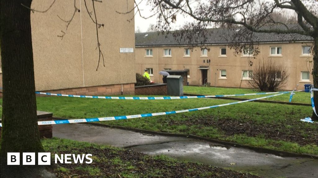 Man dies after crews battle house fire in Glasgow - BBC News