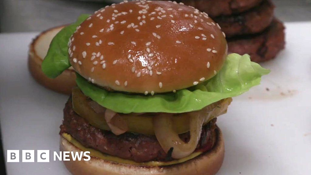 Can tech create a more planet friendly burger? - BBC News