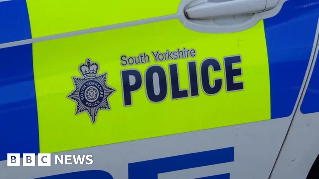 Rotherham Crash Motorcyclist Dies After Hitting Traffic Light