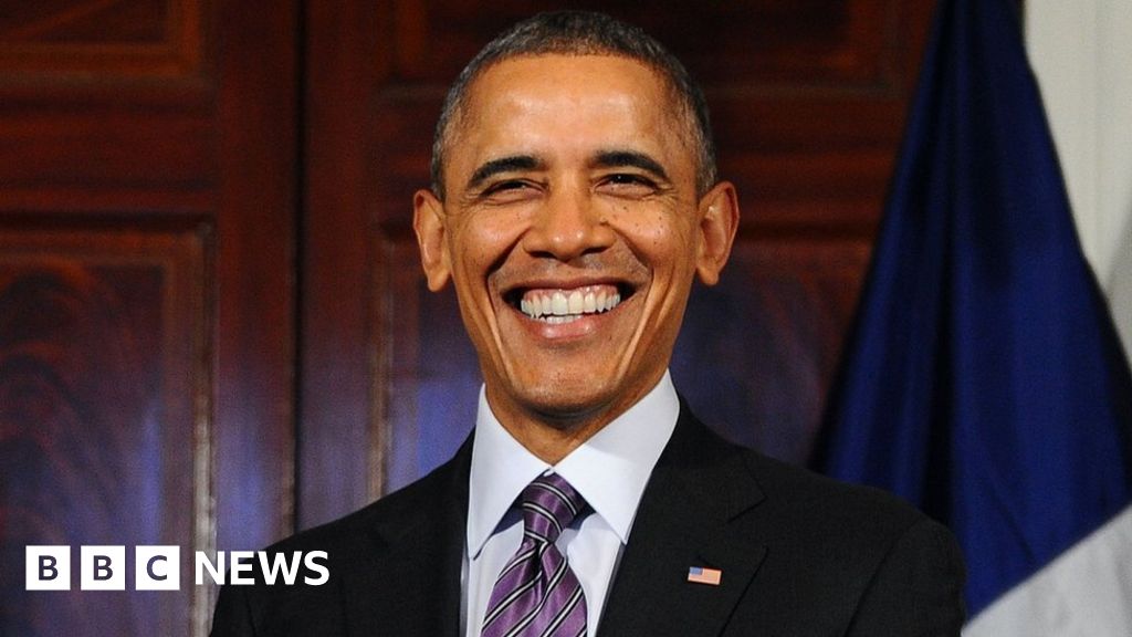Spotify offers Barack Obama a job as 'President of Playlists' - BBC News
